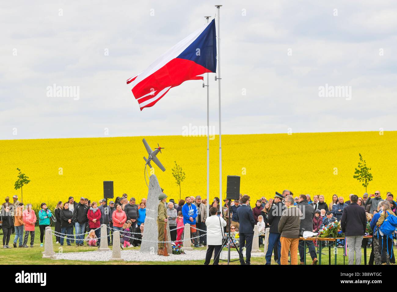 Hlohova, Czech Republic. 08th May, 2025. Unveiling of memorial to last ...
