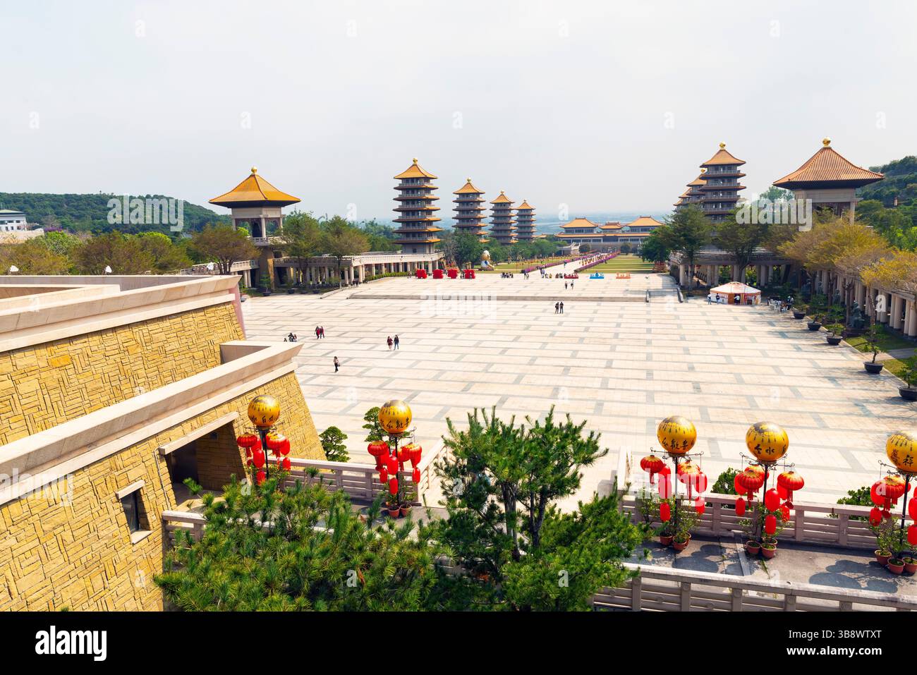 The Fo Guang Shan Buddha Museum or Buddha Memorial Center is a Mahāyāna ...