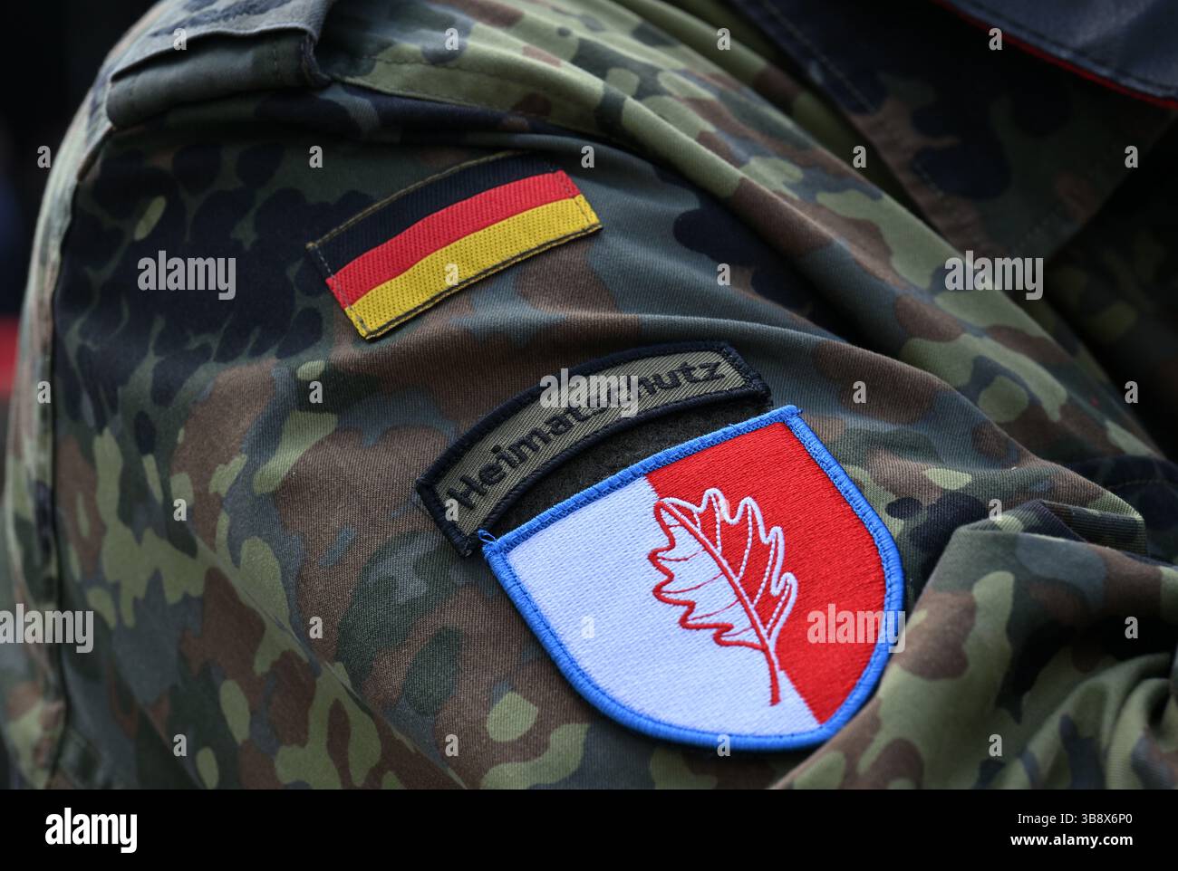 08 May 2025, Thuringia, Ohrdruf: "Heimatschutz" is written on the ...