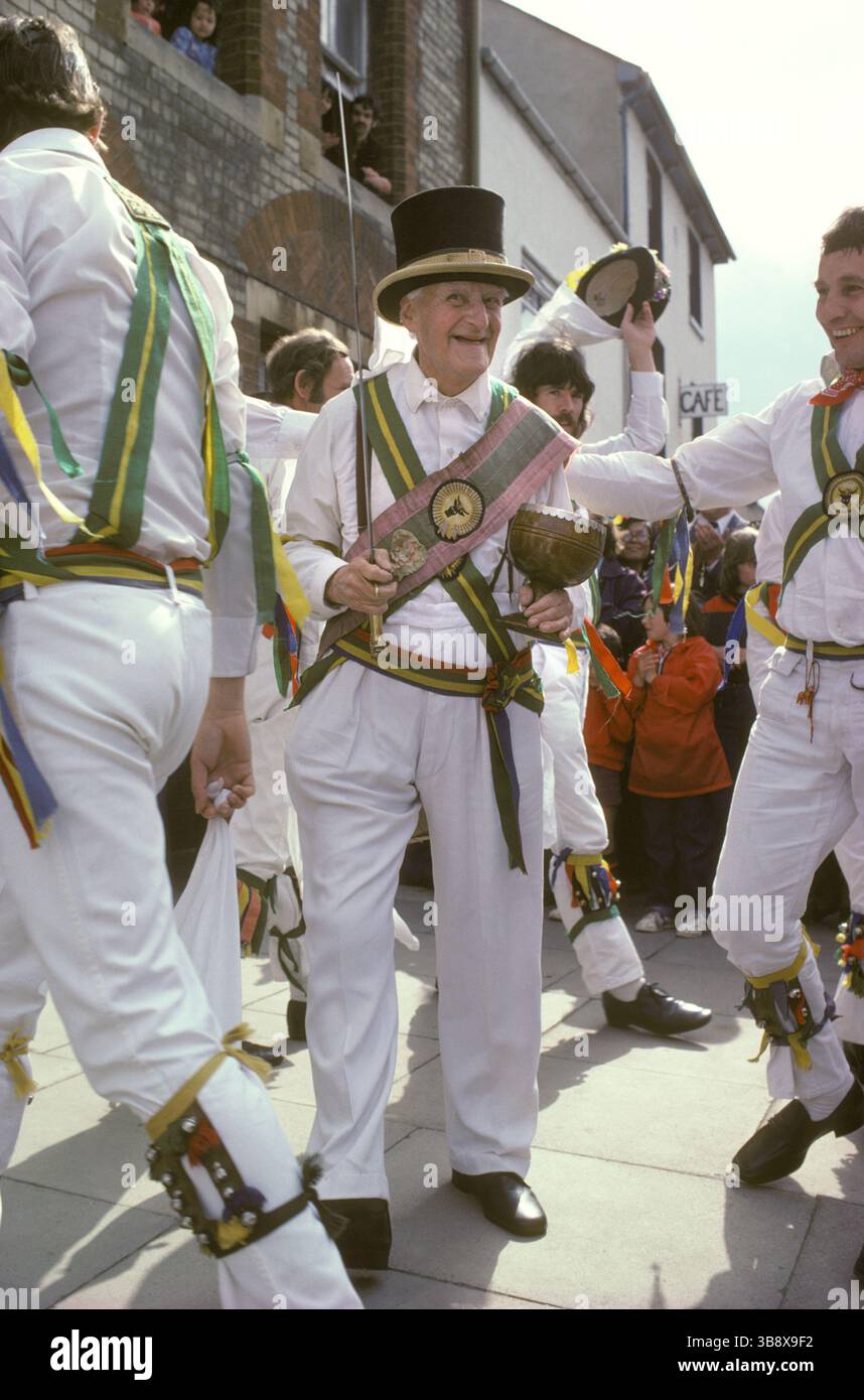 Election of The Mayor of Ock Street Mr Charlie Brett ritual dance ...