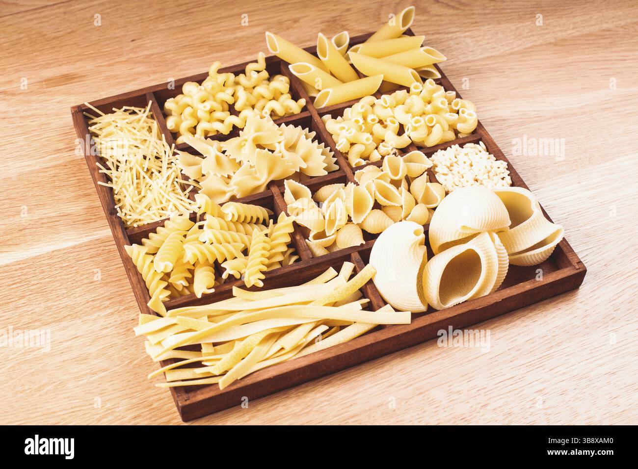 Vermicelli pasta in boxes on hi-res stock photography and images - Alamy
