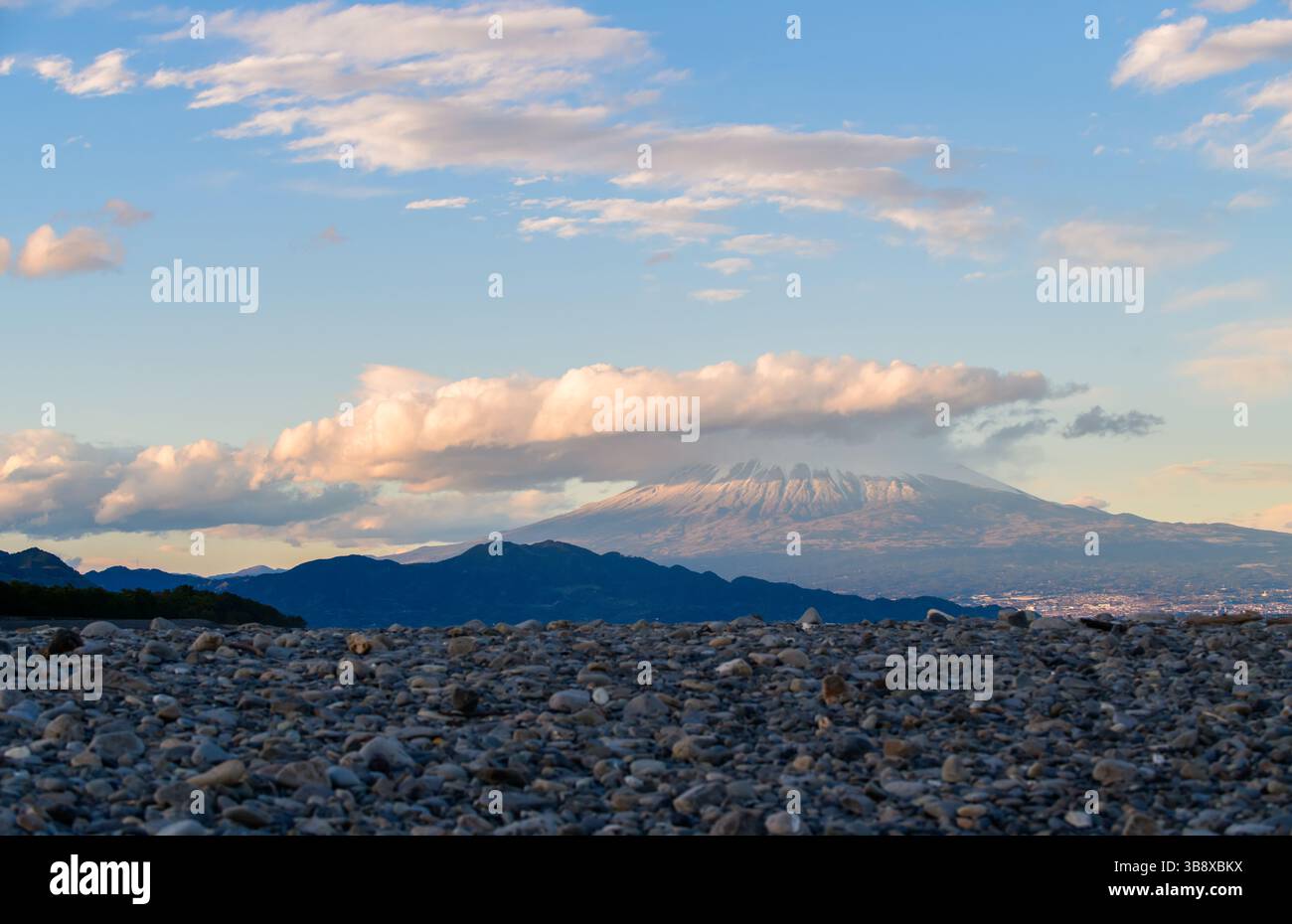 Beautiful snow white top Fujisan with blue sky from the Miho no ...