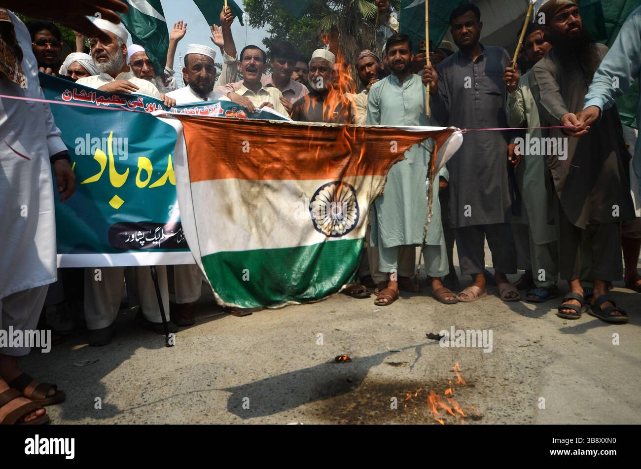 Peshawar, Peshawar, Pakistan. 7th May, 2025. PMML party protest ...