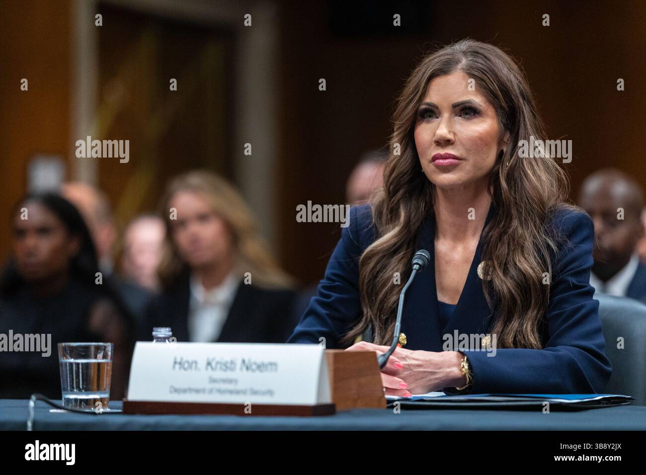 Dhs secretary kristi noem hi-res stock photography and images - Alamy