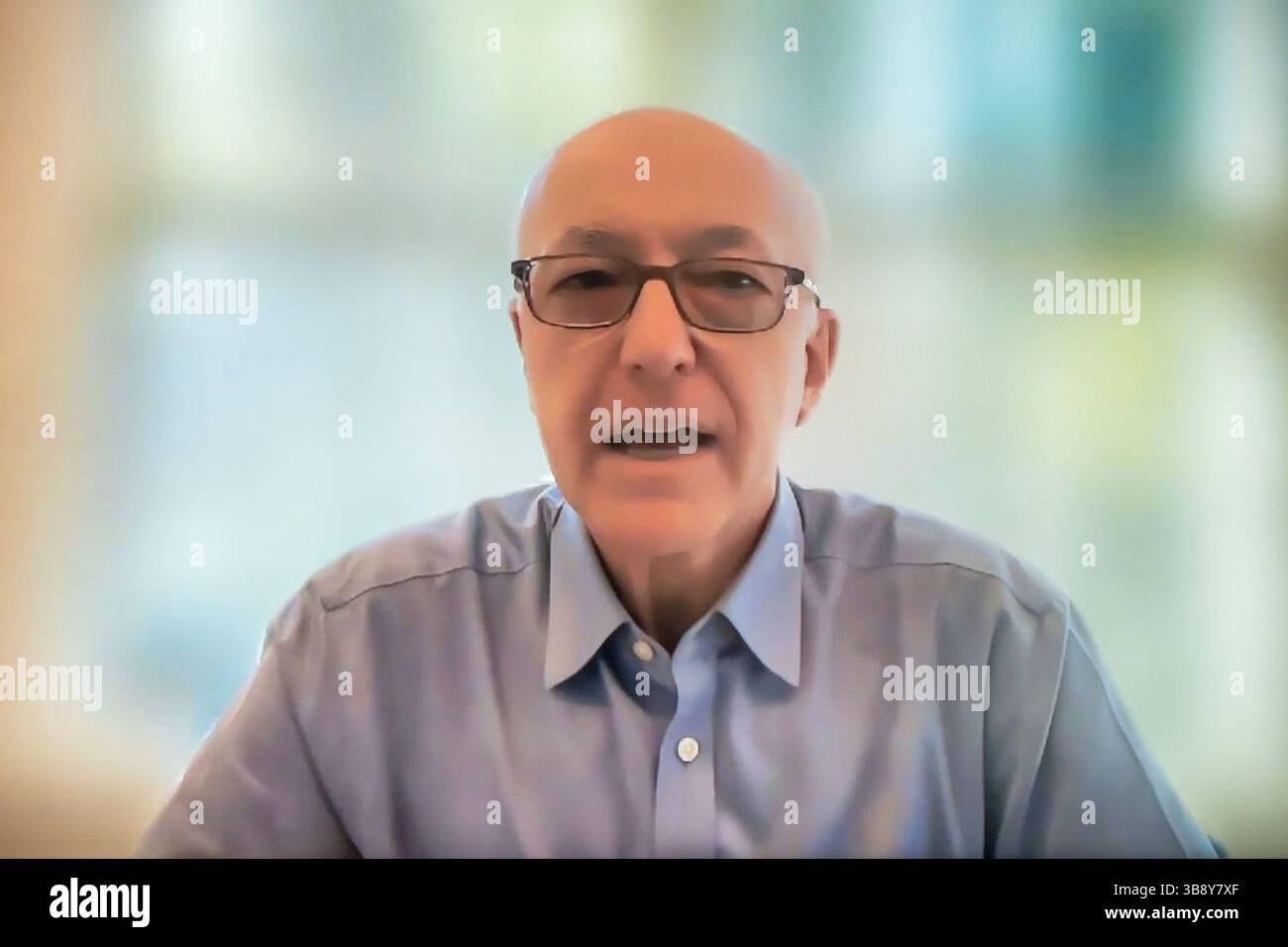 Zoom in on le hi-res stock photography and images - Alamy