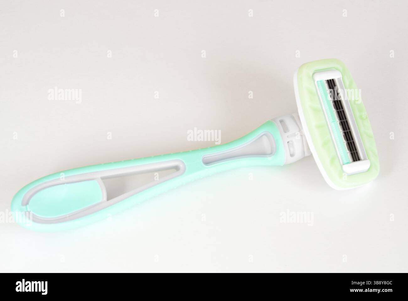 Women's Disposable Razor Stock Photo - Alamy