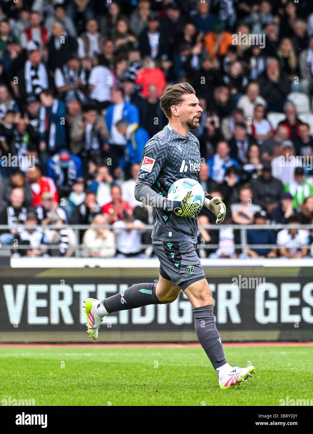 03.05.2025, Donaustadion, Ulm, GER, 2. BL, SSV Ulm 1846 vs Hannover 96 ...