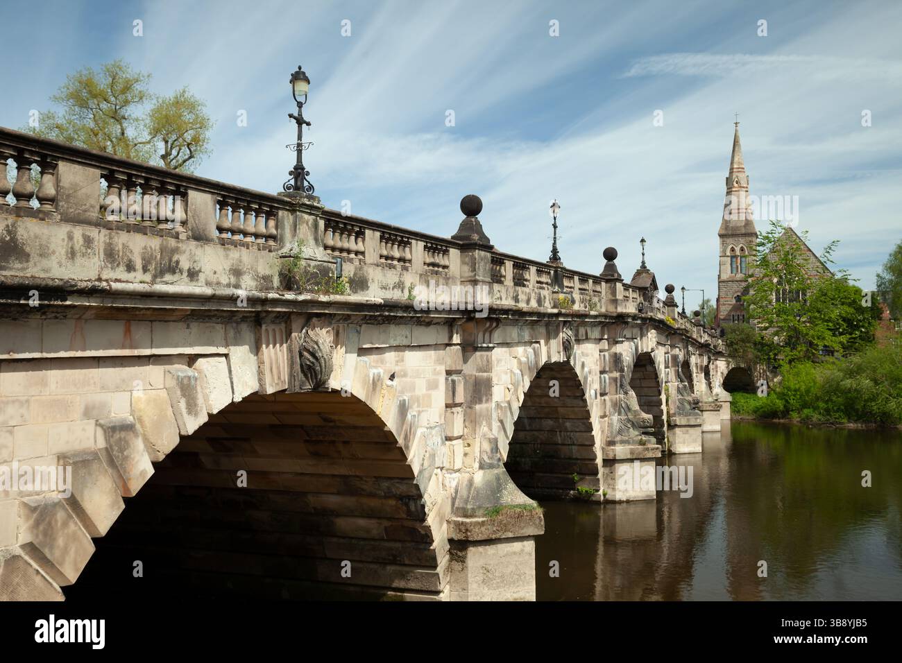 English Bridge across river Severn in Shrewsbury, Shropshire, England ...