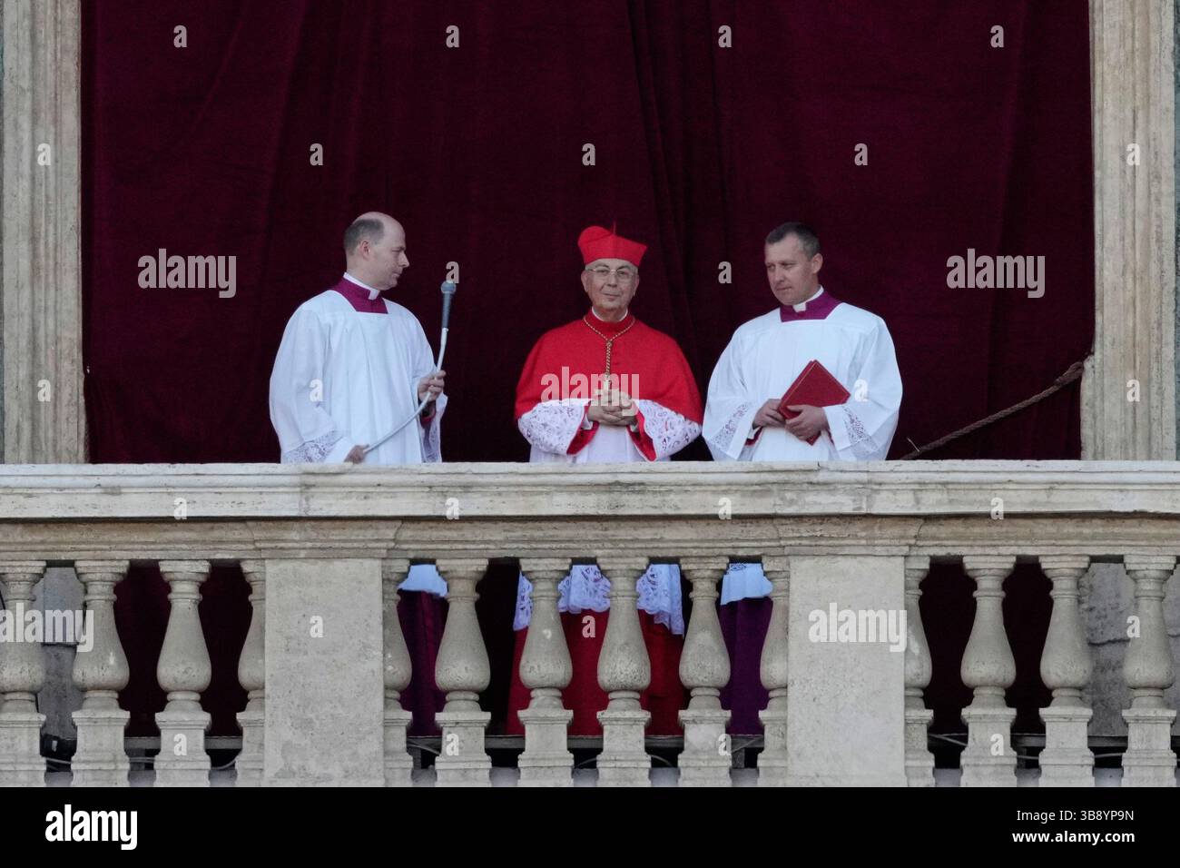 Cardinal Dominique Mamberti announces the election of Cardinal Robert F ...