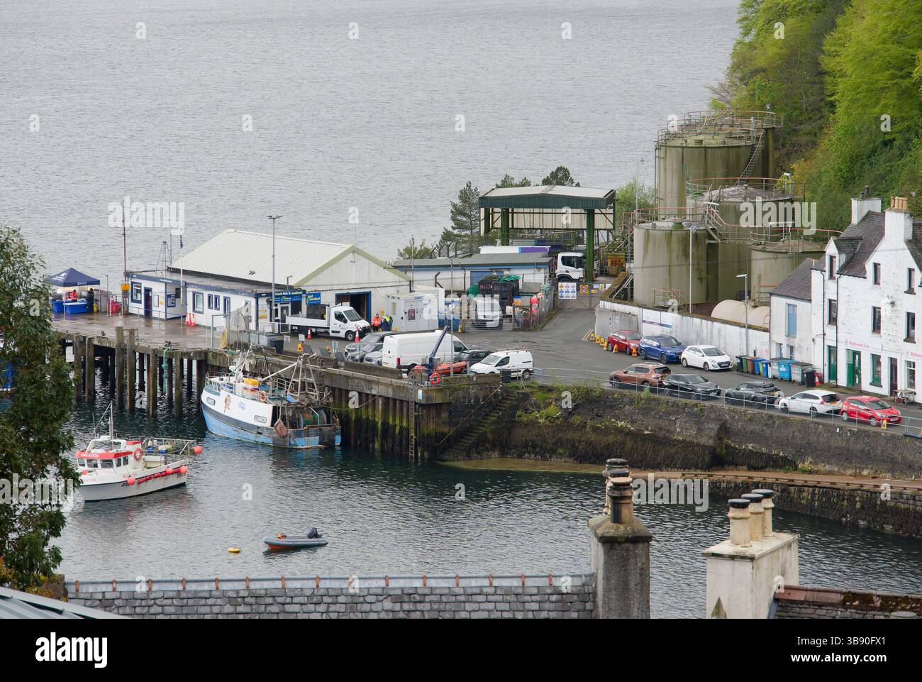 Portree harbor, Isle of Skye, Scotland Stock Photo - Alamy