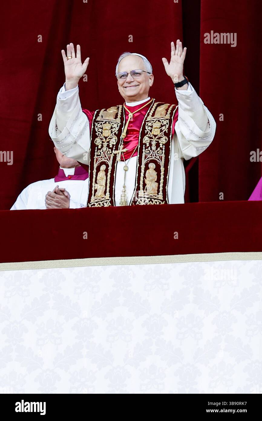 VATICAN POPE VOTE CONCLAVE Vatican City, Vatican - Cardinal Robert ...