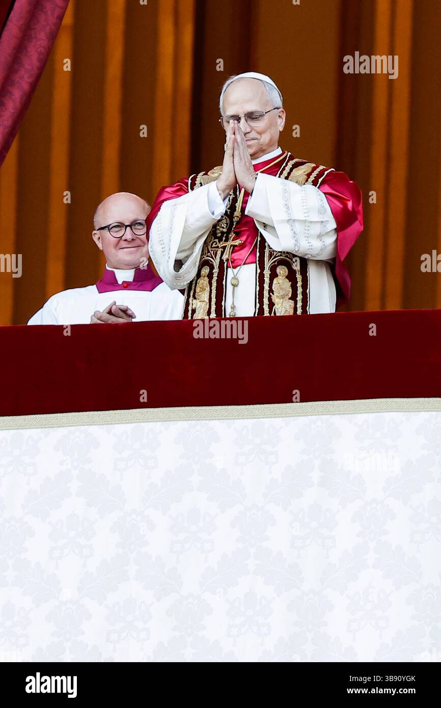VATICAN POPE VOTE CONCLAVE Vatican City, Vatican - Cardinal Robert ...