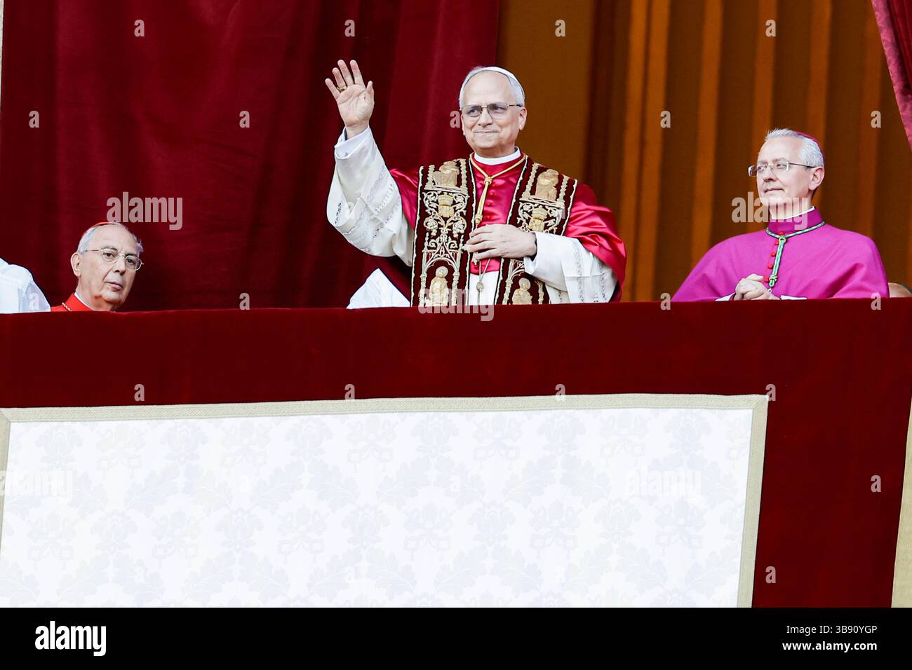VATICAN POPE VOTE CONCLAVE Vatican City, Vatican - Cardinal Robert ...