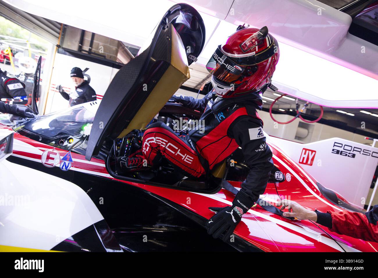 WEHRLEIN Pascal (ger), Porsche Penske Motorsport, Porsche 963 #06, Hypercar, portrait during the ...