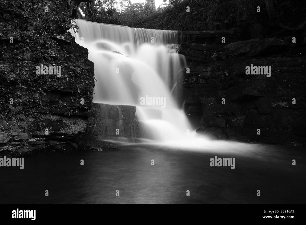 Longford river Black and White Stock Photos & Images - Alamy