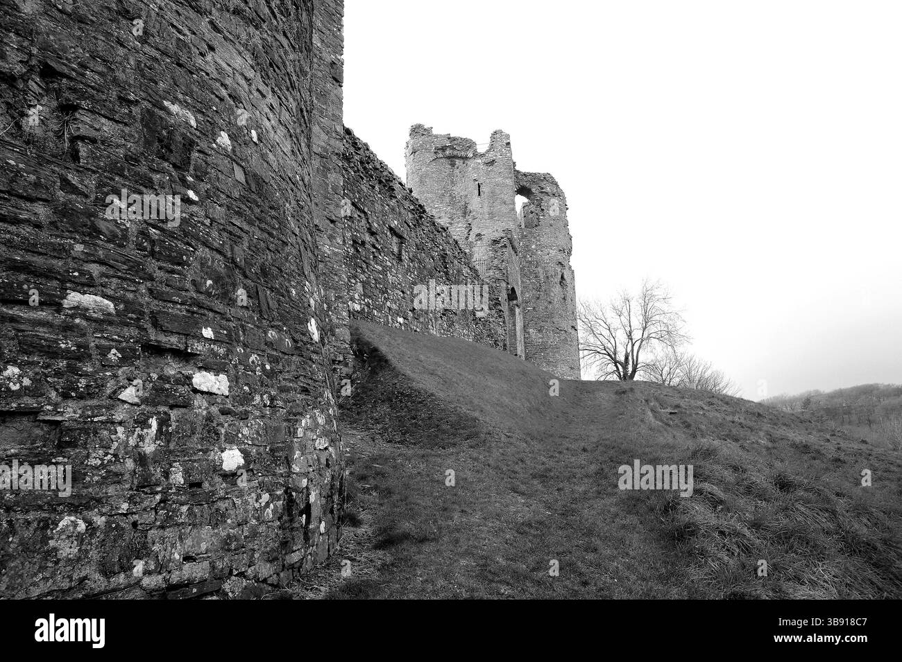 Exterior of Llansteffan Castle Stock Photo - Alamy