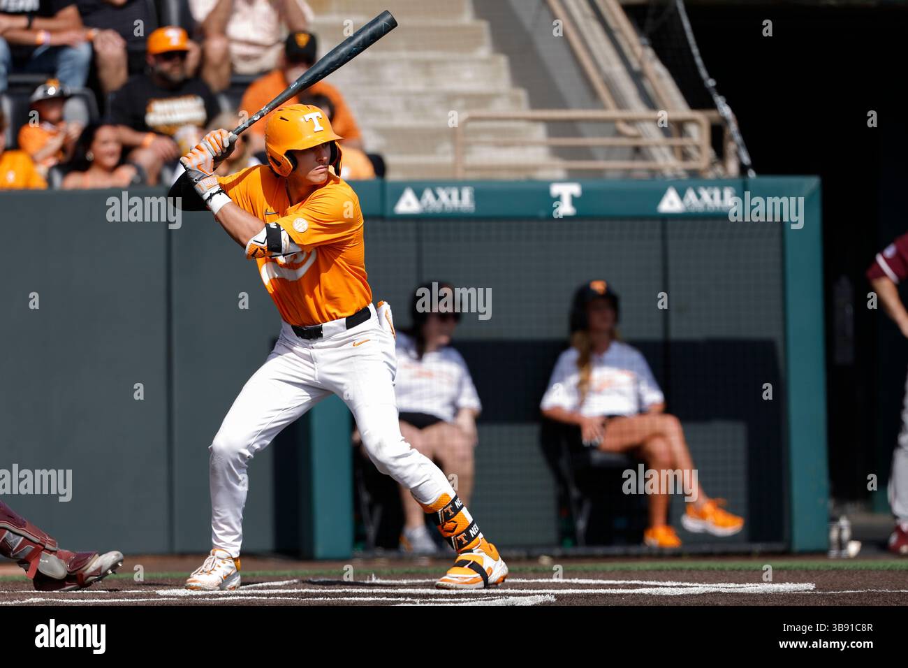 Tennessee Volunteers left fielder Chris Newstrom (10) at bat during ...