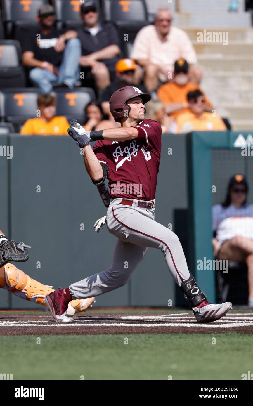 Texas A&M Aggies shortstop Kaeden Kent (6) at bat during Game 1 of a ...