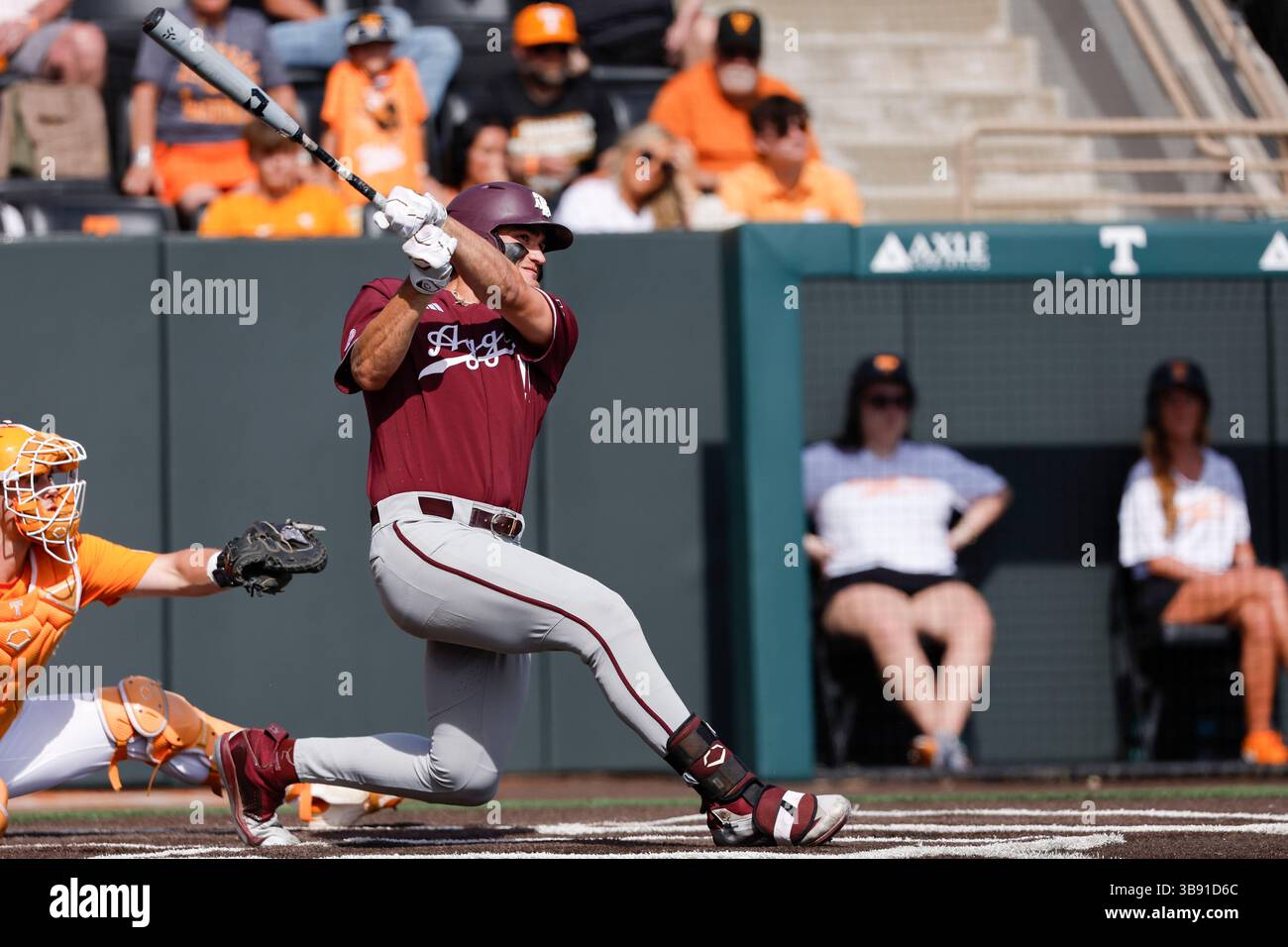 Texas A&M Aggies center fielder Jace LaViolette (17) at bat during Game ...