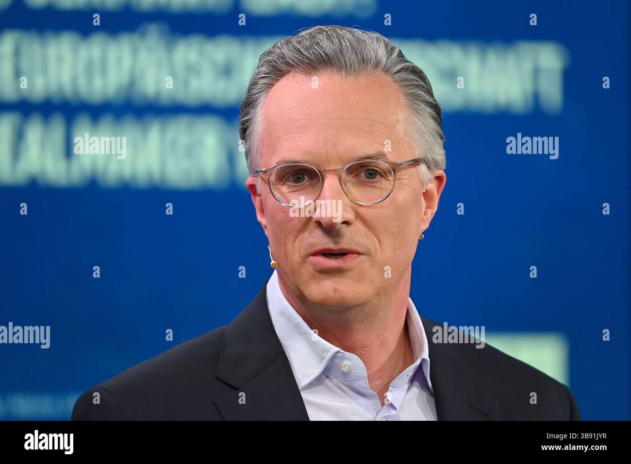 Marcus Berret, Global Managing Director of Roland Berger, single image ...