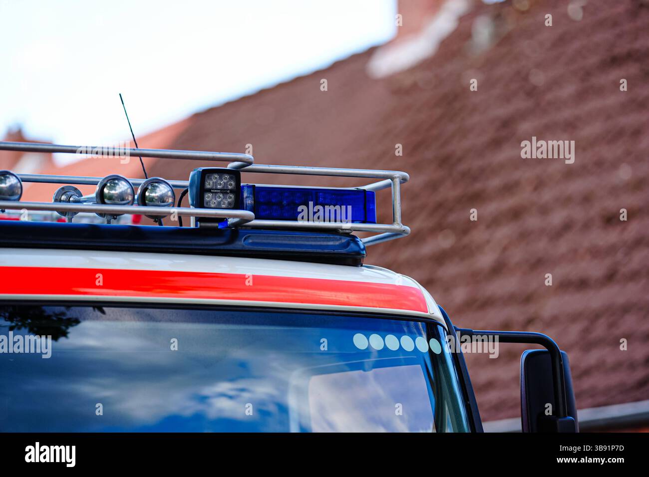 Ahrensburg Themenfoto: Feuerwehr, 08.05.2025 Blaulicht und Signalanlage ...