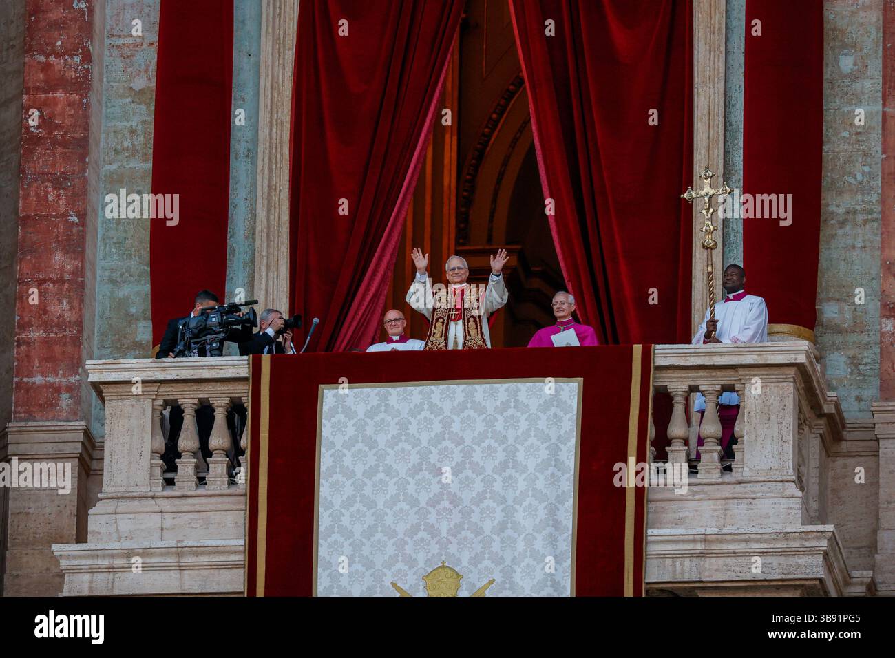 San Pietro, Italy. 08th May, 2025. during the Conclave, St. Peter's ...