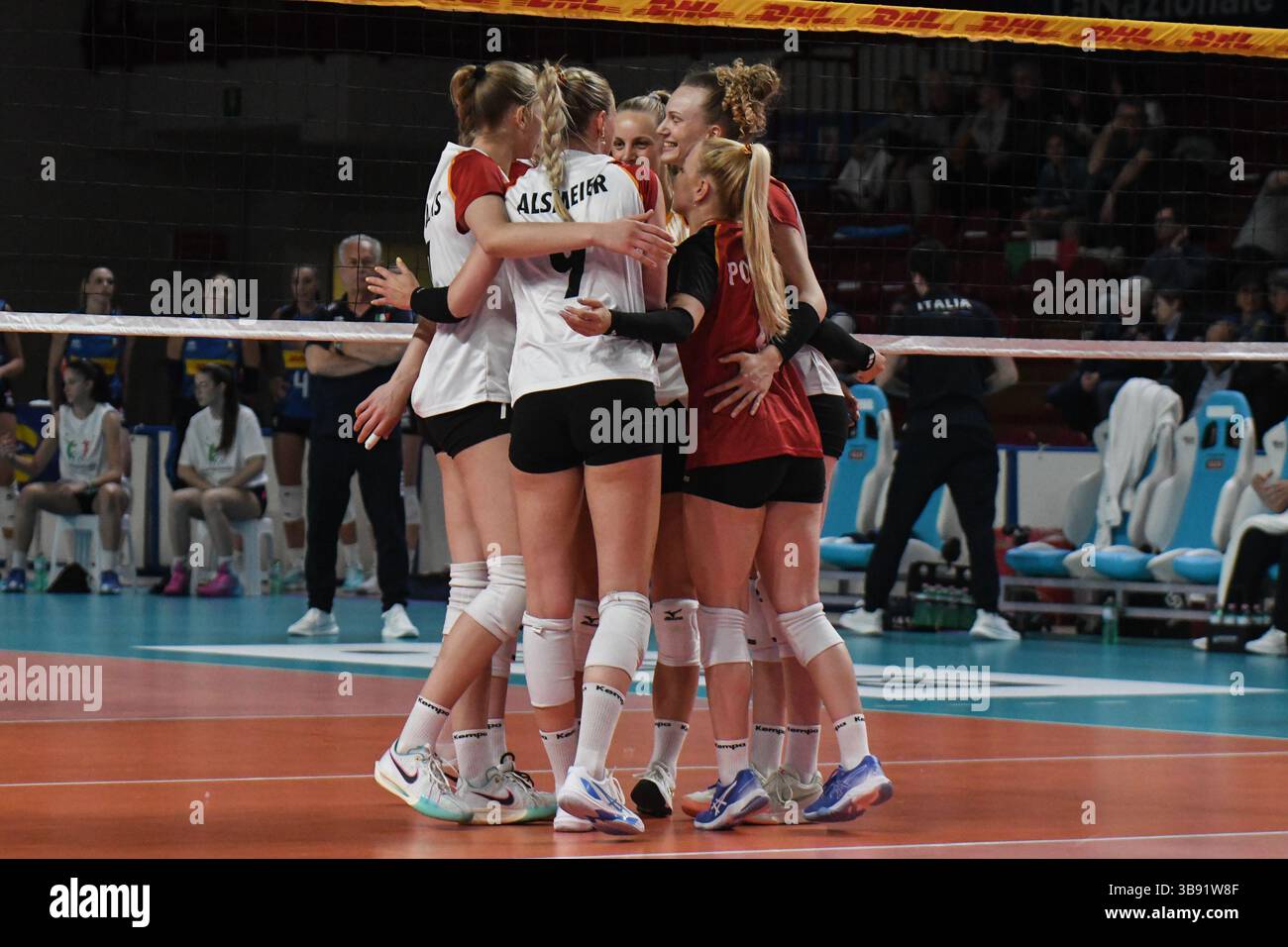 Novara, Italy. 08th May, 2025. German national volleyball team ...