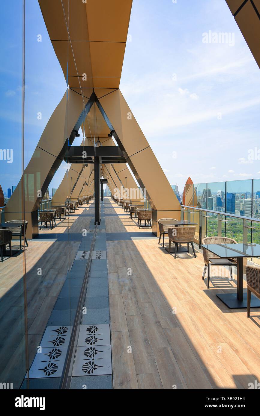 Comfortable seating area on top of a skyscraper, Service area on ...