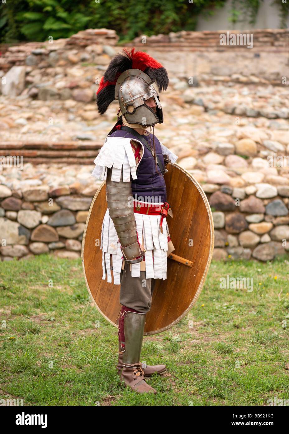 Roman warrior reenactor hi-res stock photography and images - Alamy