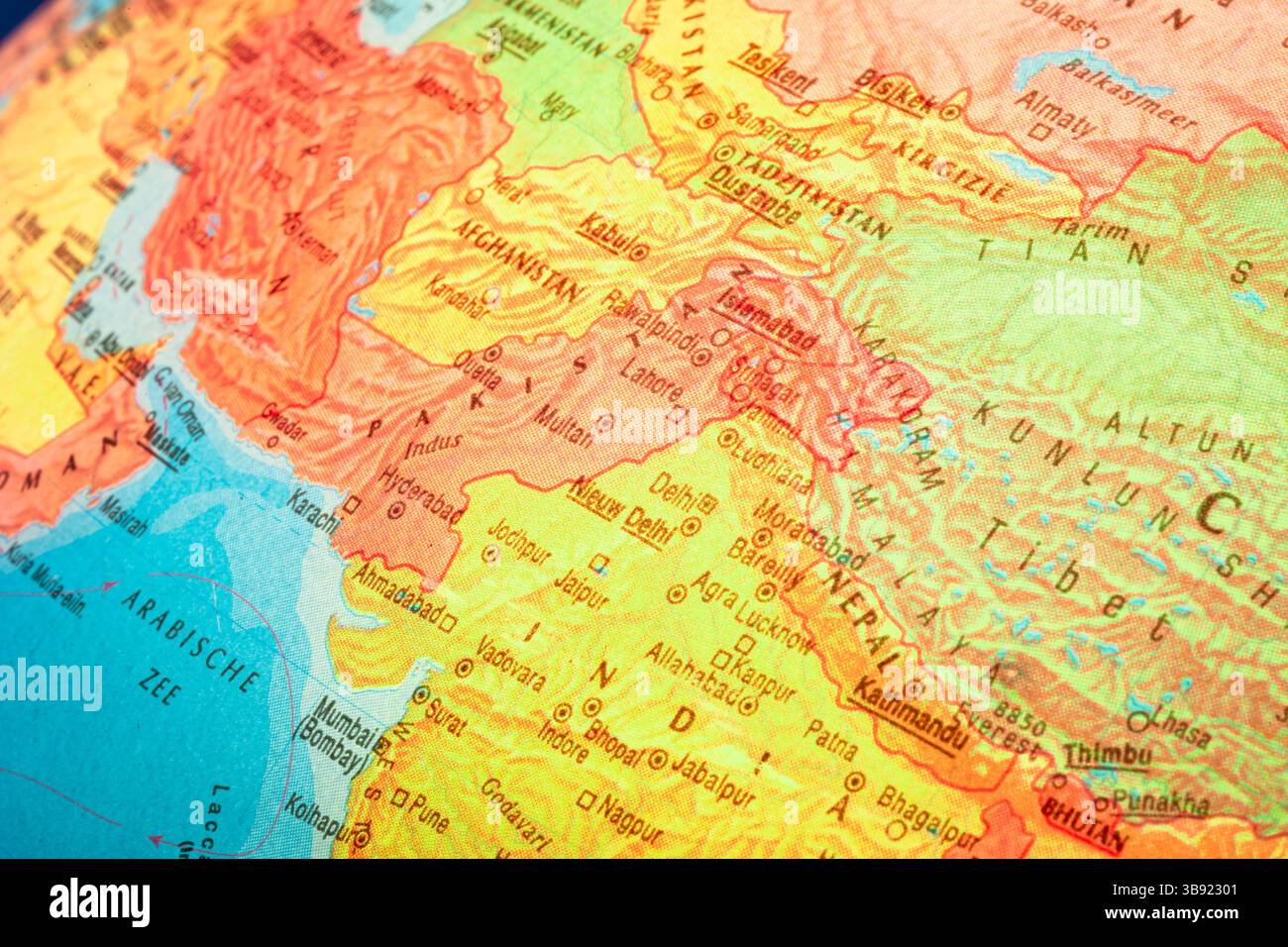 India pakistan border map hi-res stock photography and images - Alamy