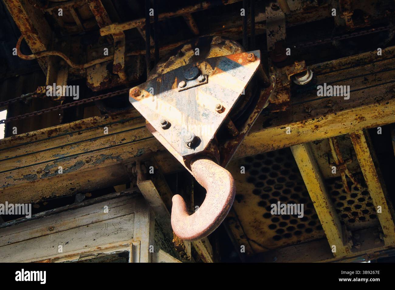 Old rusty crane hook Stock Photo - Alamy
