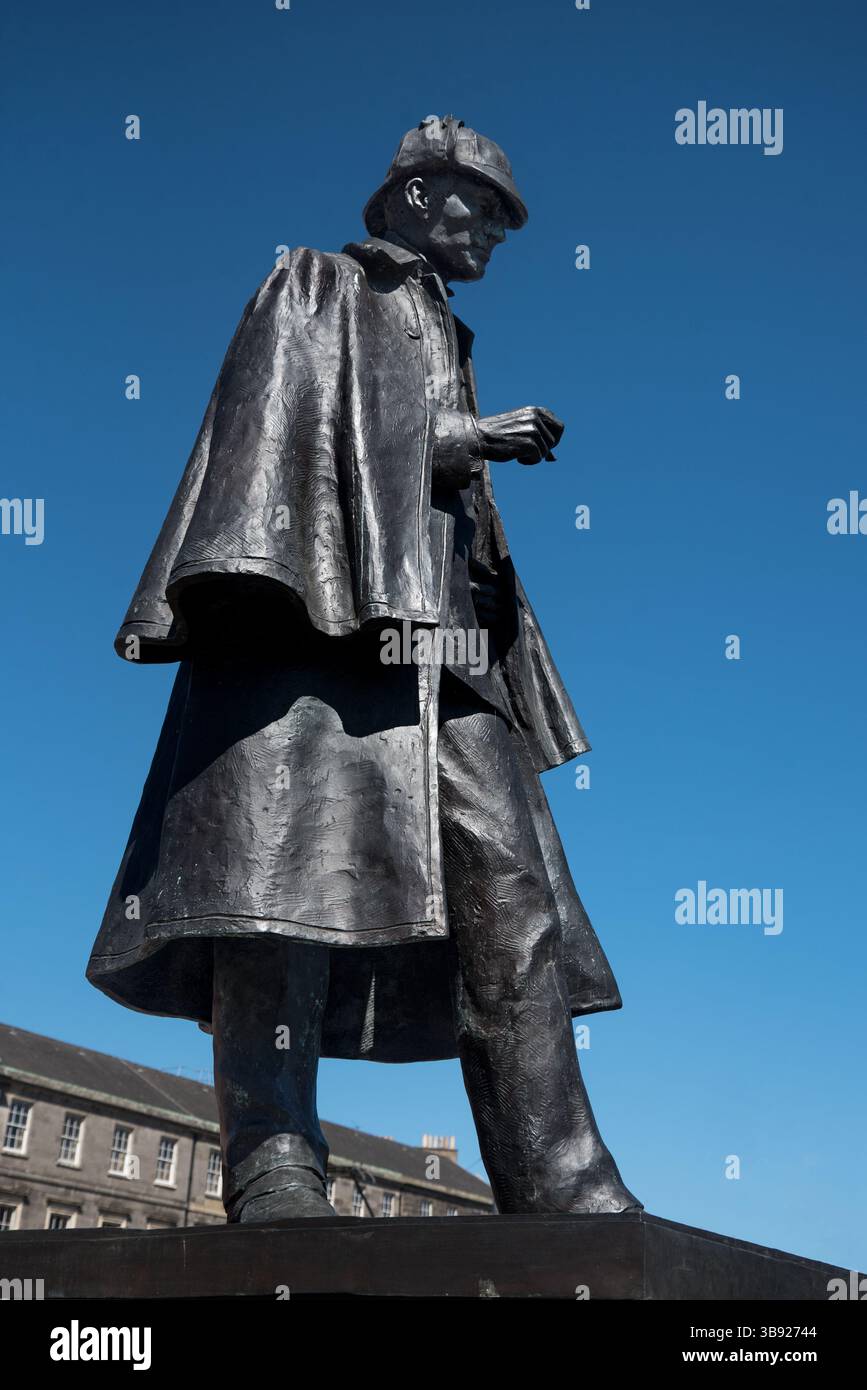 Statue of Sherlock Holmes in Picardy Place, Edinburgh, the street where ...