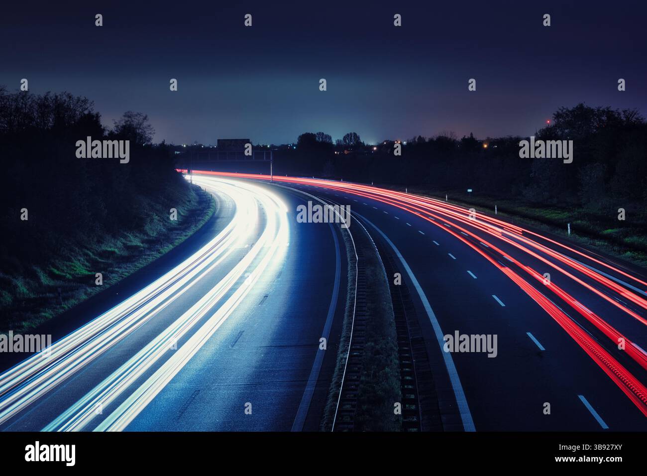 Traffic on the Highway - Travel - Background - Line - Ecology - Long ...