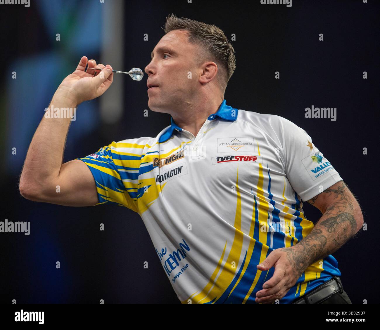 8th May 2025; First Direct Arena, Leeds, England; 2025 PDC Premier ...