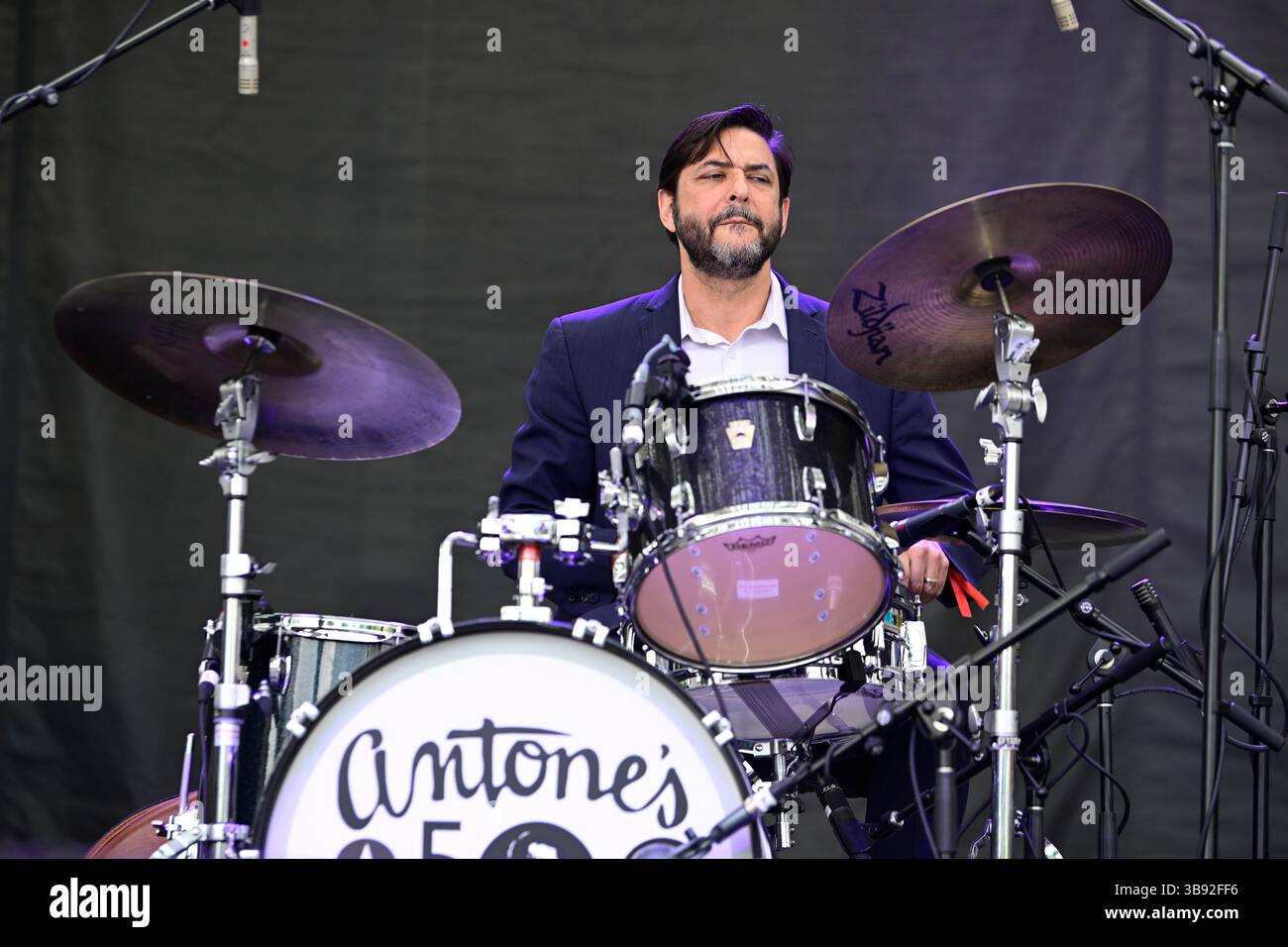 April 26, 2025: Drummer EVAN PAZNER with American soul singer Lee ...