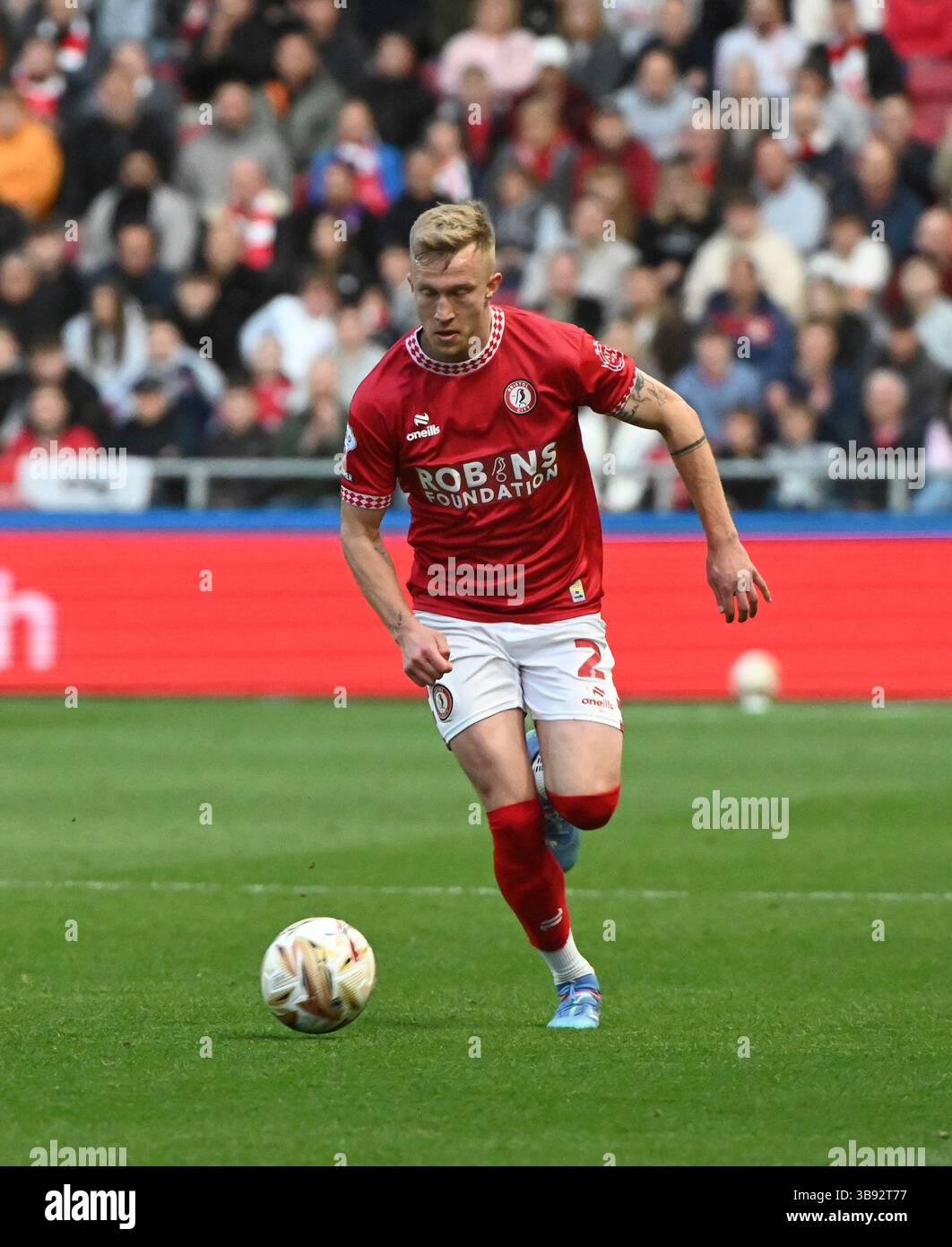 Ashton Gate, Bristol, UK. 8th May, 2025. EFL Championship Play Off ...