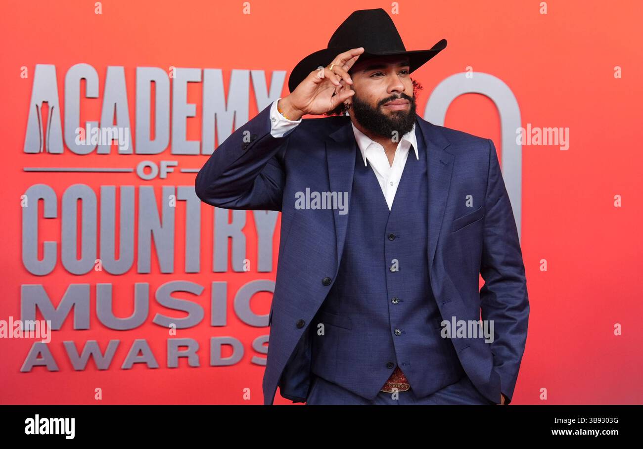 Don Louis arrives at the 60th annual Academy of Country Music Awards on ...