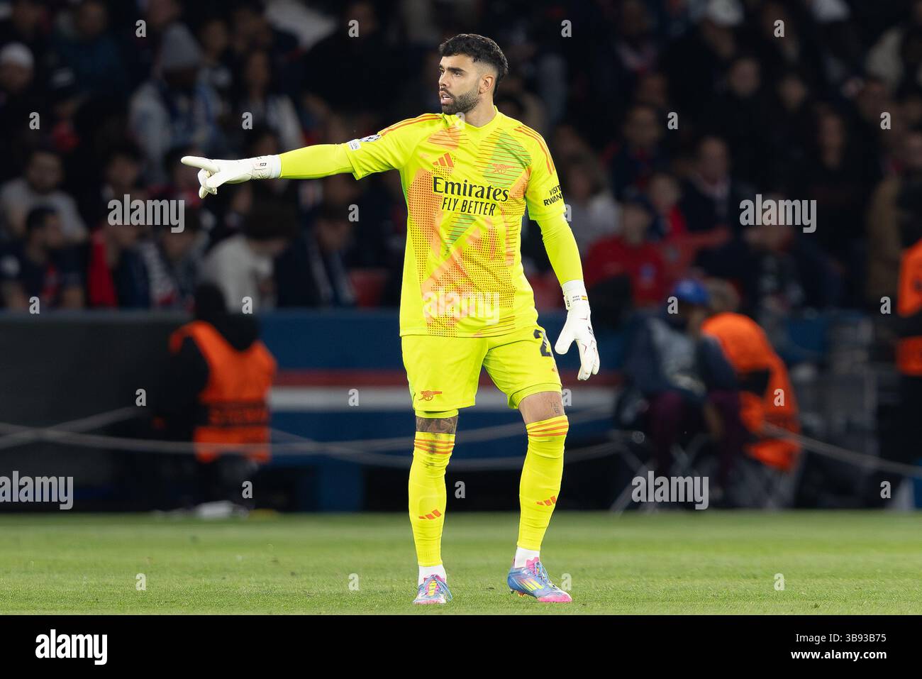 David Raya (22) of Arsenal during the Paris Saint-Germain v Arsenal ...