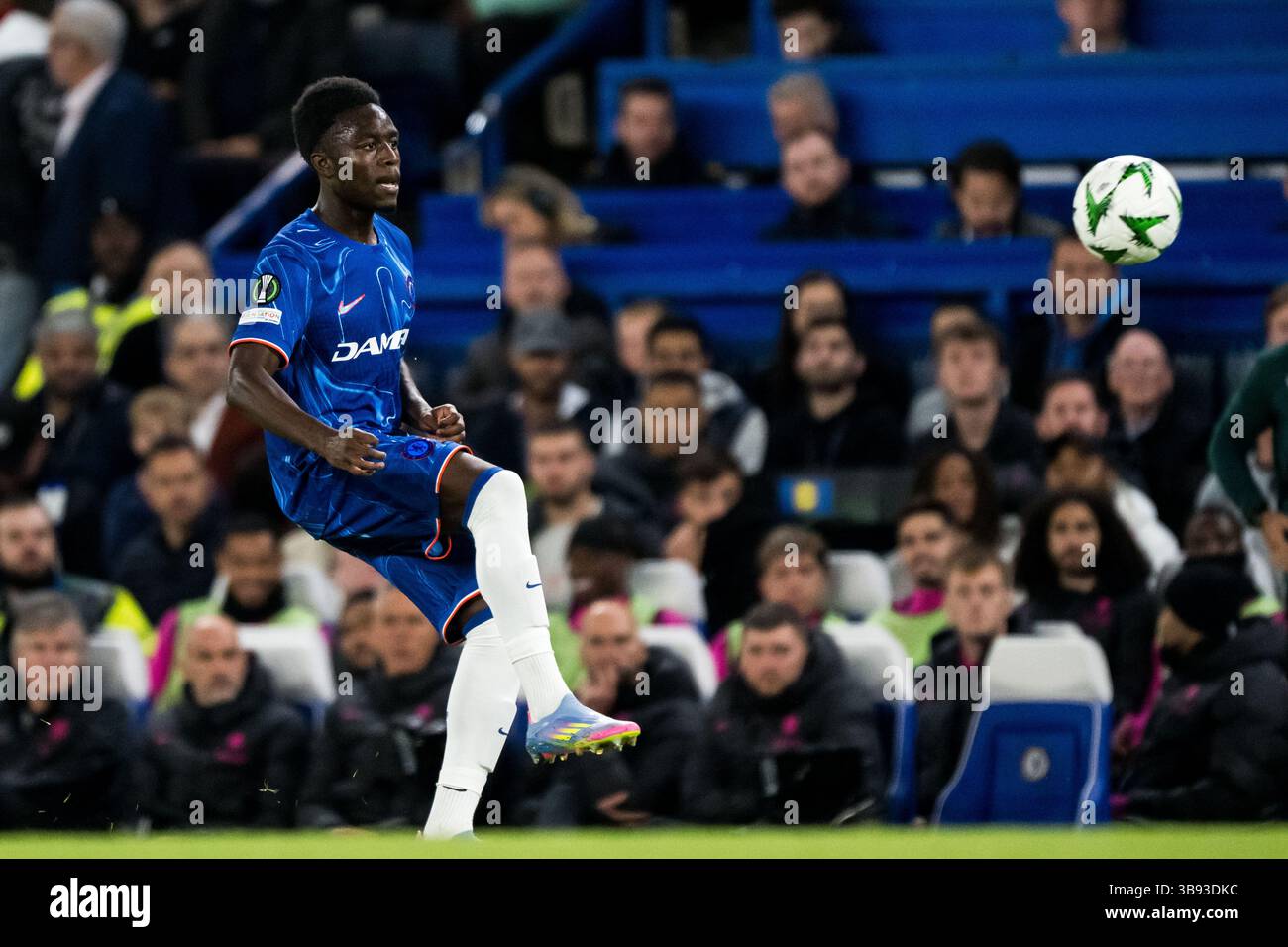 London, UK. 08th May, 2025. 250508 Genesis Antwi of Chelsea during the ...