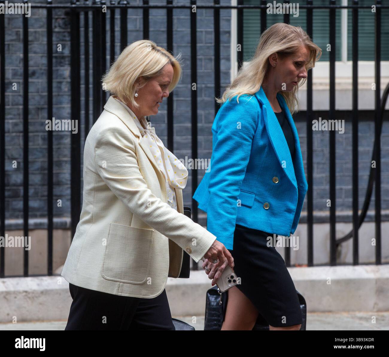 Debbie crosbie hi-res stock photography and images - Alamy