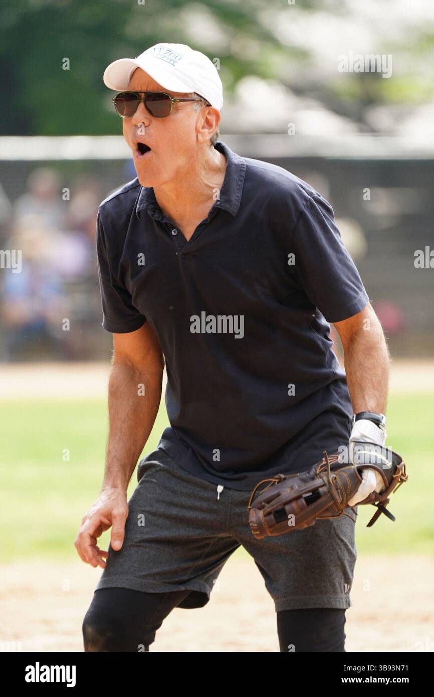 Ny. 08th May, 2025. George Clooney out and about for The Broadway Show ...