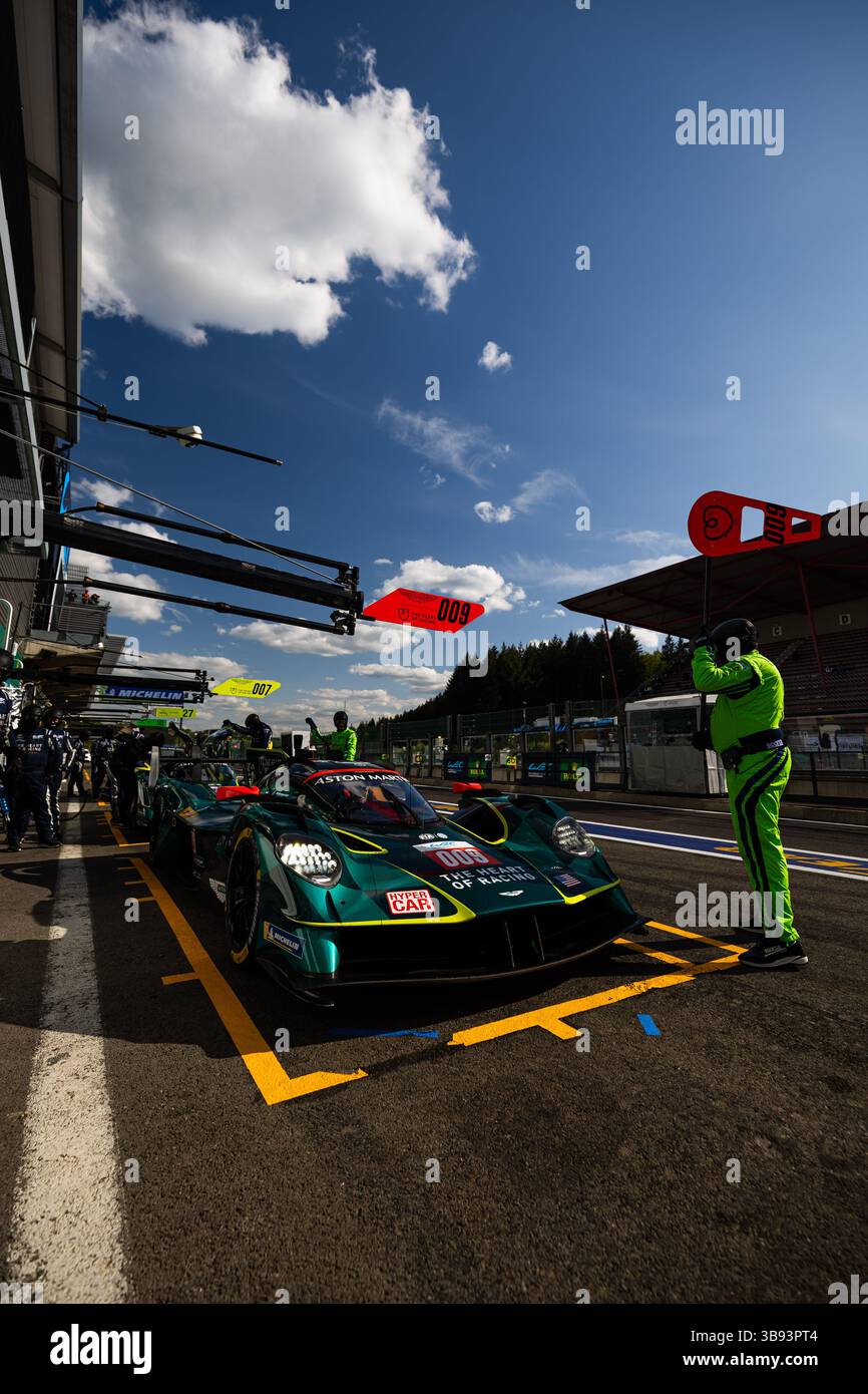 009 RIBERAS Alex (spa), SORENSEN Marco (dnk), Aston Martin THOR Team, Aston Martin Valkyrie #009 ...