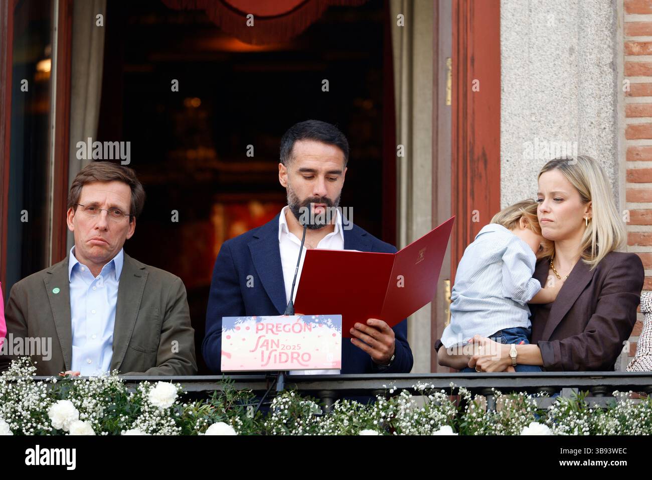 The mayor of Madrid, José Luis Martínez-Almeida, footballer Dani ...