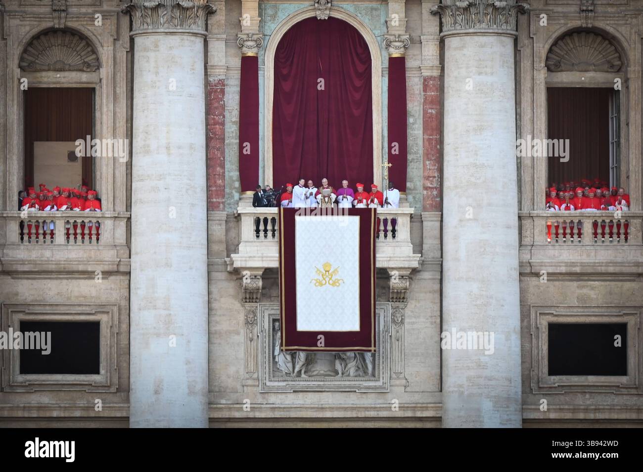 Italy, Rome, Vatican, 080525. On the second day of the conclave, in the ...