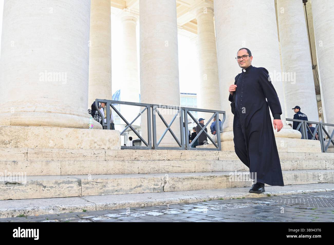 Italy, Rome, Vatican, 080525. On the second day of the conclave, in the ...