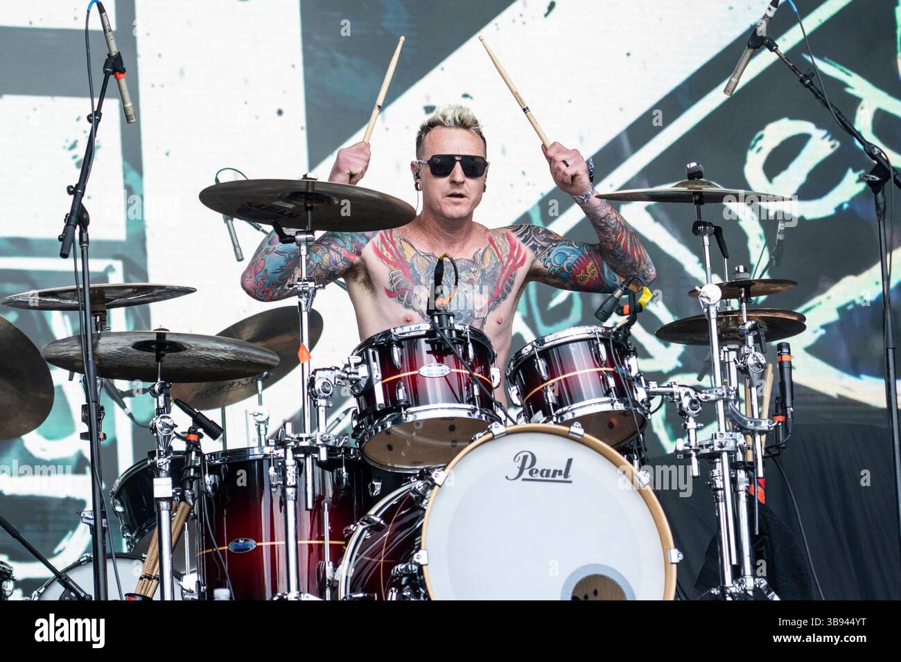 Matt Reinhard of DED performs during Sonic Temple Art and Music ...
