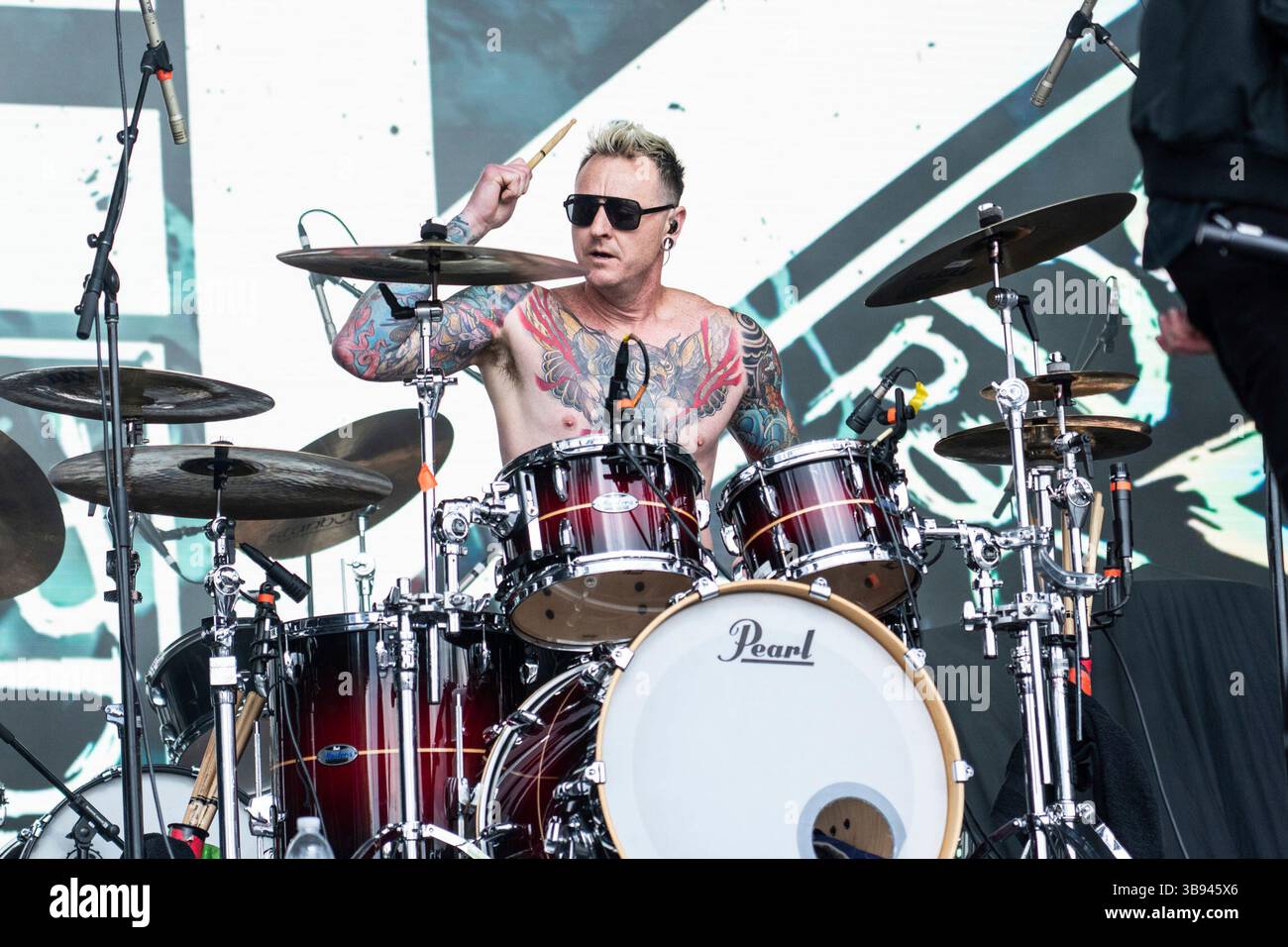 Matt Reinhard of DED performs during Sonic Temple Art and Music ...