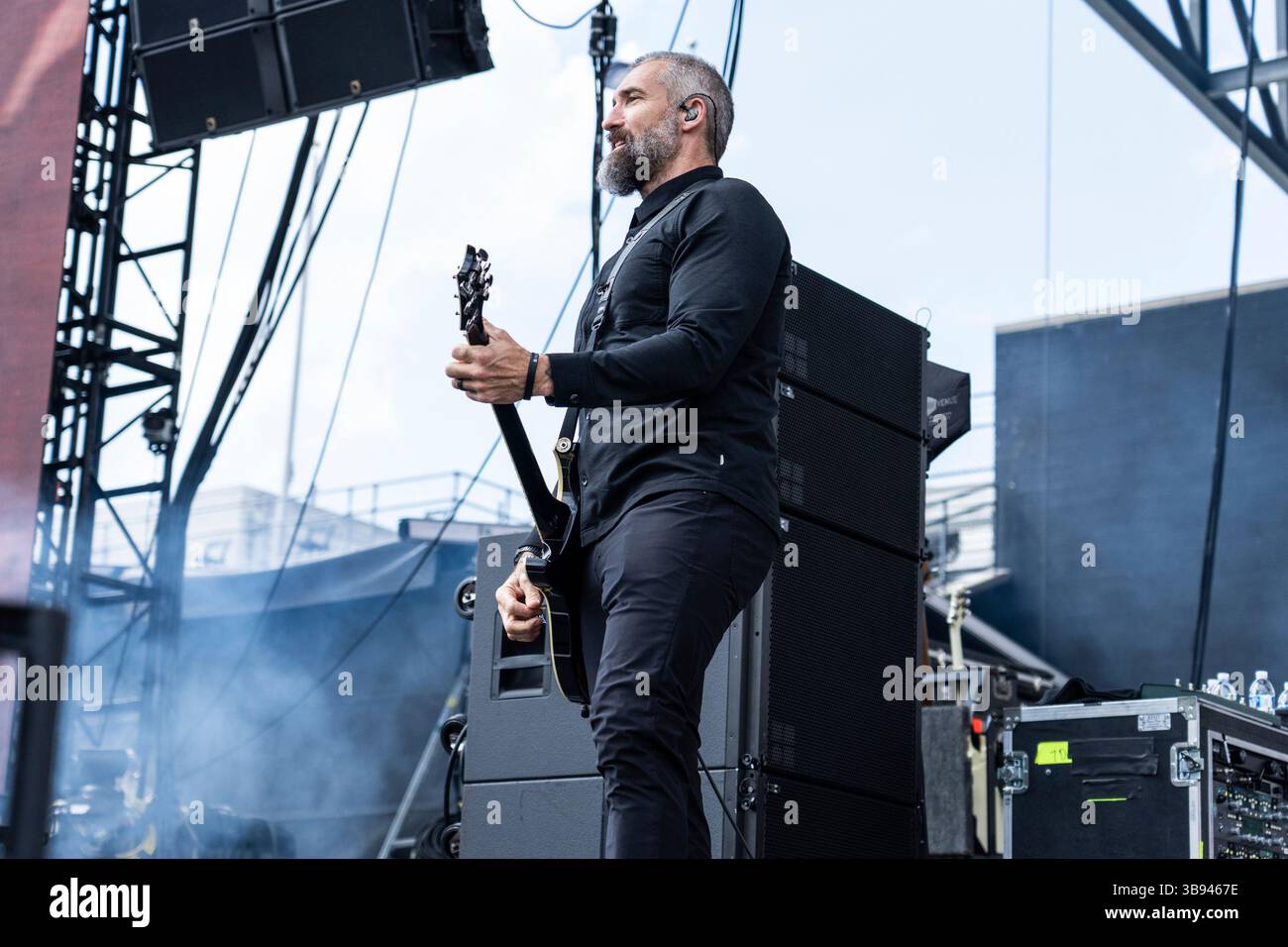 Clint Lowery of Sevendust performs during Sonic Temple Art and Music ...