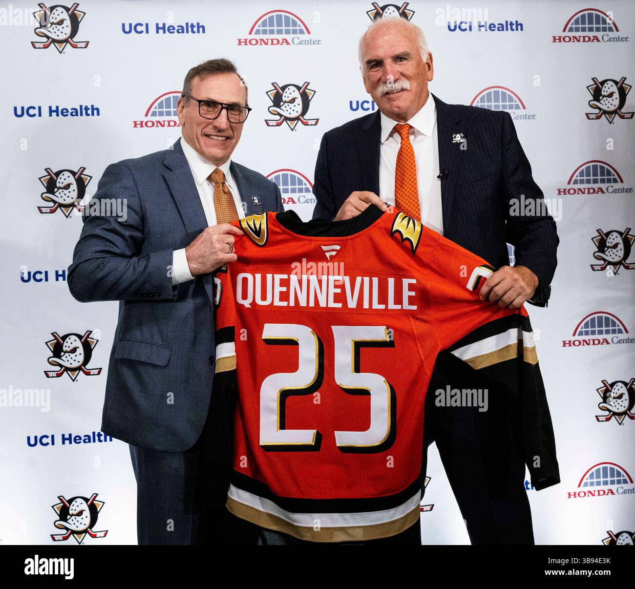 Anaheim Ducks general manager Pat Verbeek, left, and new head coach ...