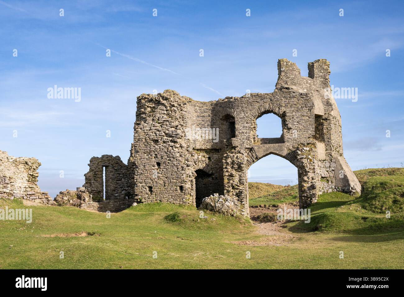 Pennard Castle, Gower Peninsula, Wales Stock Photo - Alamy